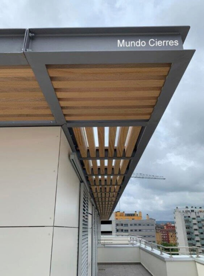 Marquesinas con madera para la construcción | Mundo Cierres